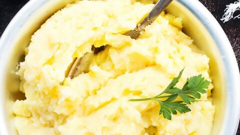 Simple Ricotta Mashed Potatoes {Garlic Ricotta Flavor}